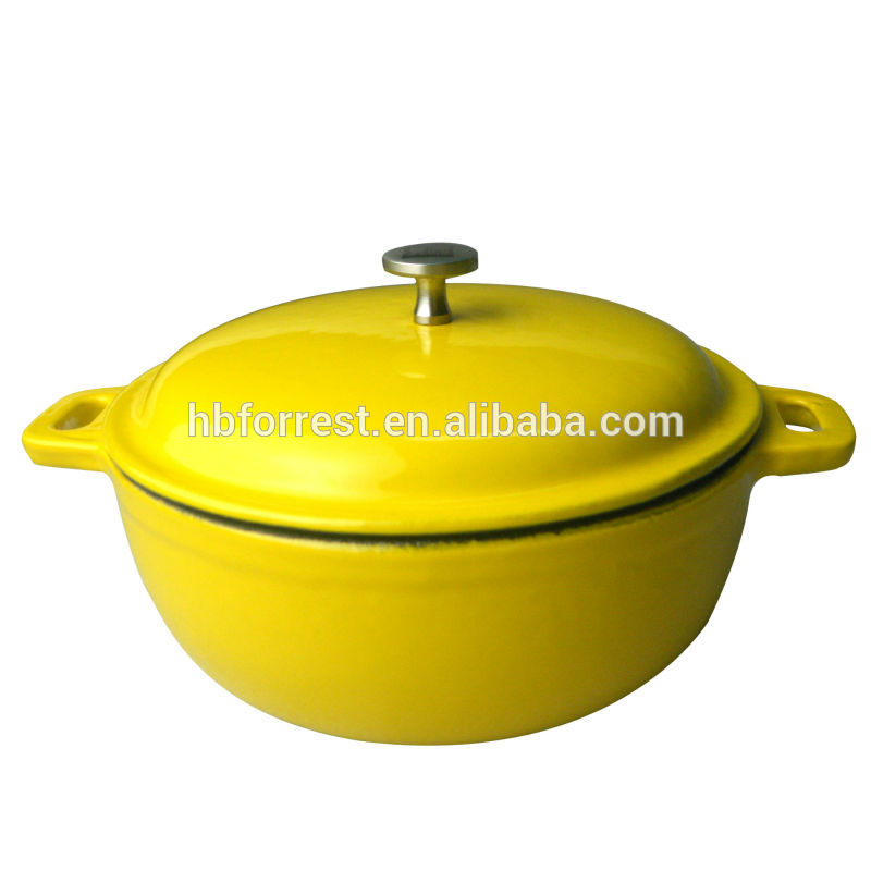 China mini color cast iron cocotte/casserole set with wooden tray ...